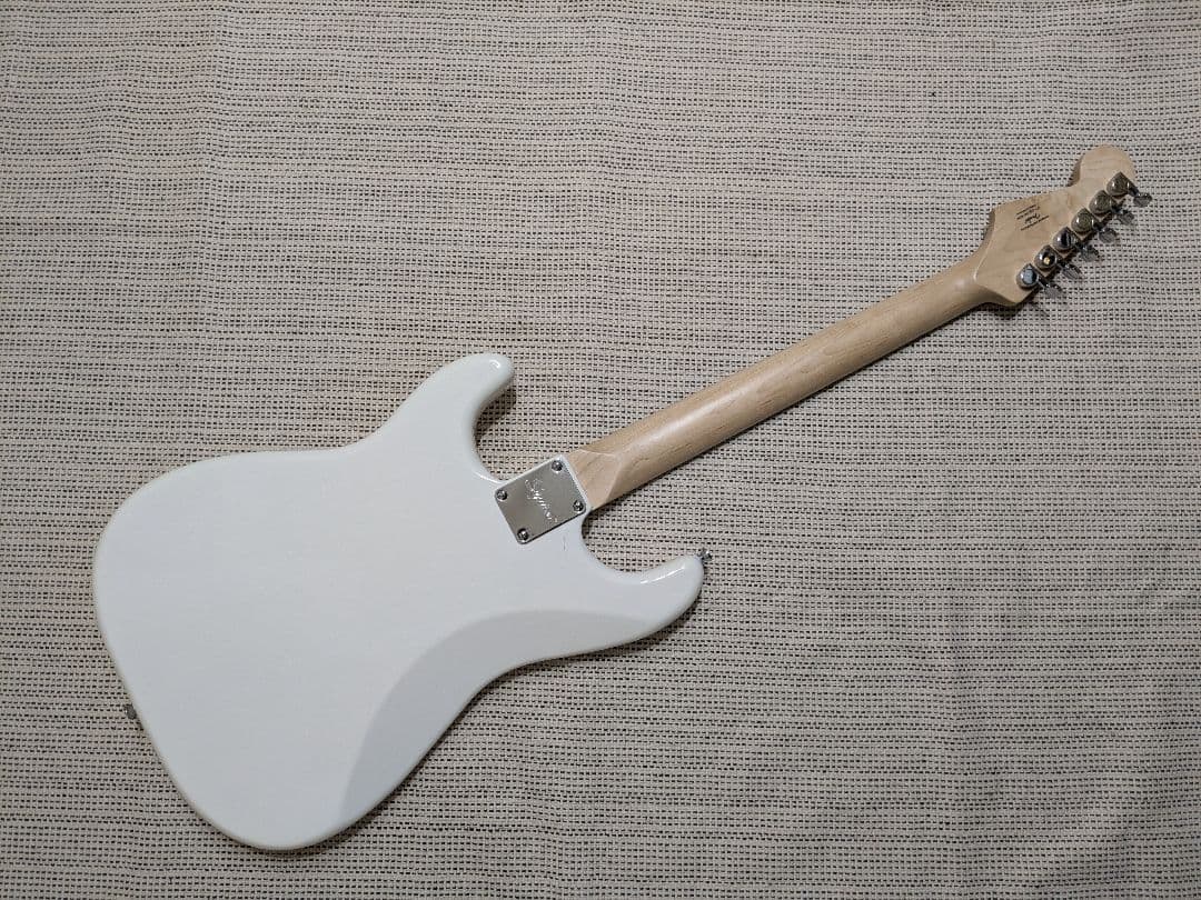 ギター Squire by fender stratocaster mod white