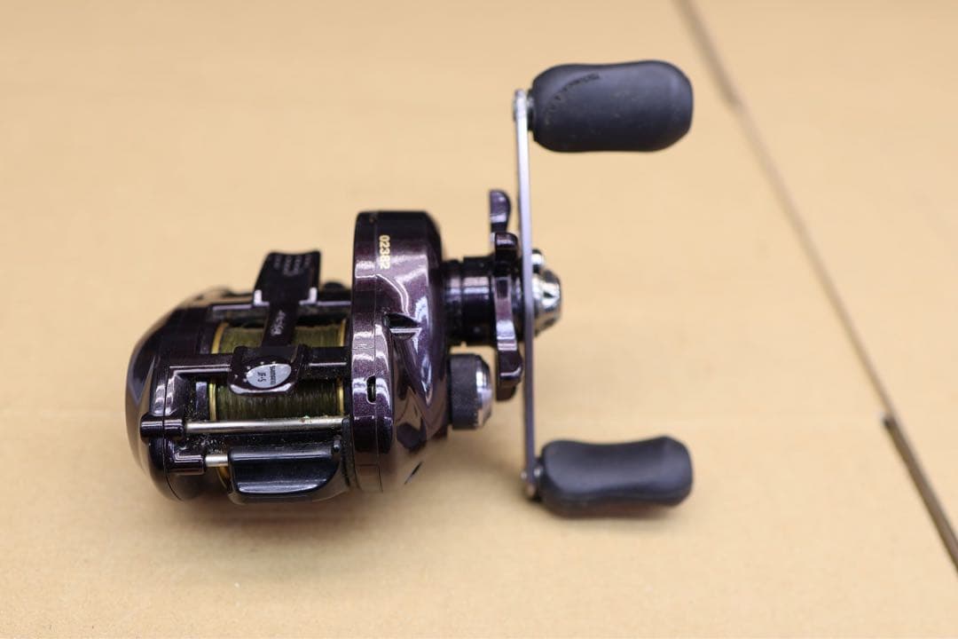SHIMANO Scorpion XT 1501 リール
