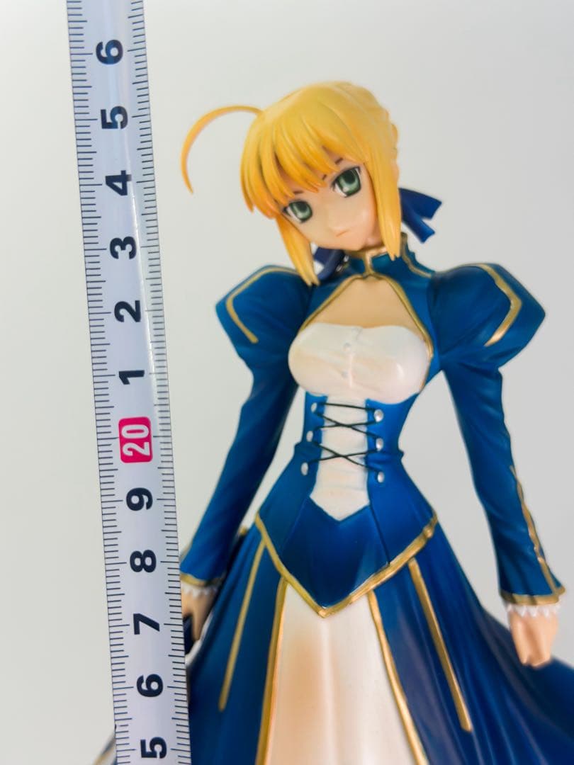 Fate stay night セイバー (1/6スケールフィギュア）
