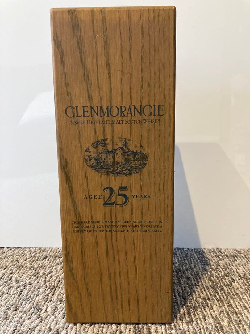 GLENMORANGIE 25年 木製ケース（瓶はありません）