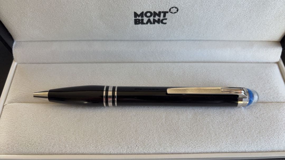 MONT BLANC 黒 ボールペン（文字彫刻あり）箱付き