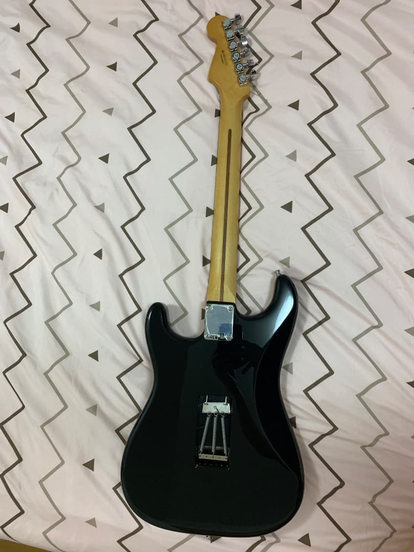 ギター FENDER Tom Morello Stratocaster