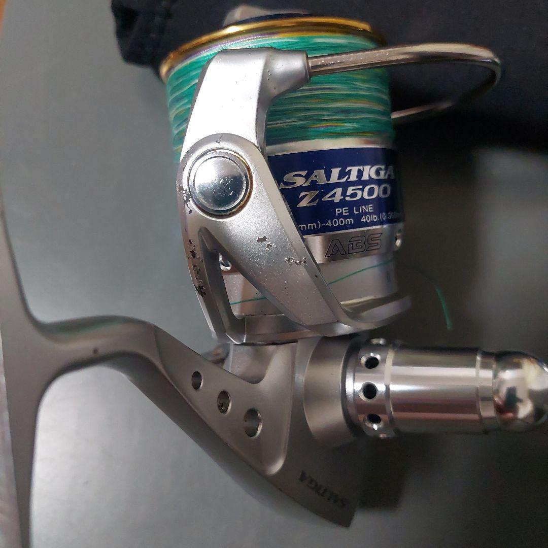 Daiwa Saltiga Z4500 スピニングリール