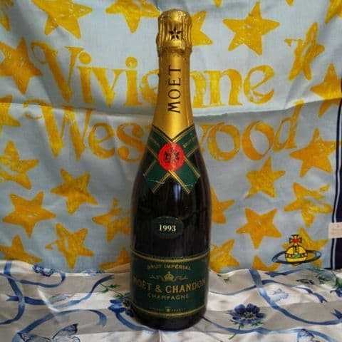 値下げ中★　MOET & CHANDON CHAMPAGNE 1993