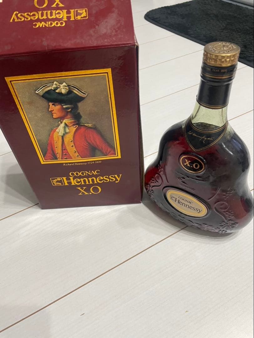 YSLHennessy XOコニャック700ml 金キャップグリーンボトル