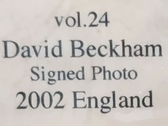 2002年 David Beckham 直筆サイン入り記念 額縁付き
