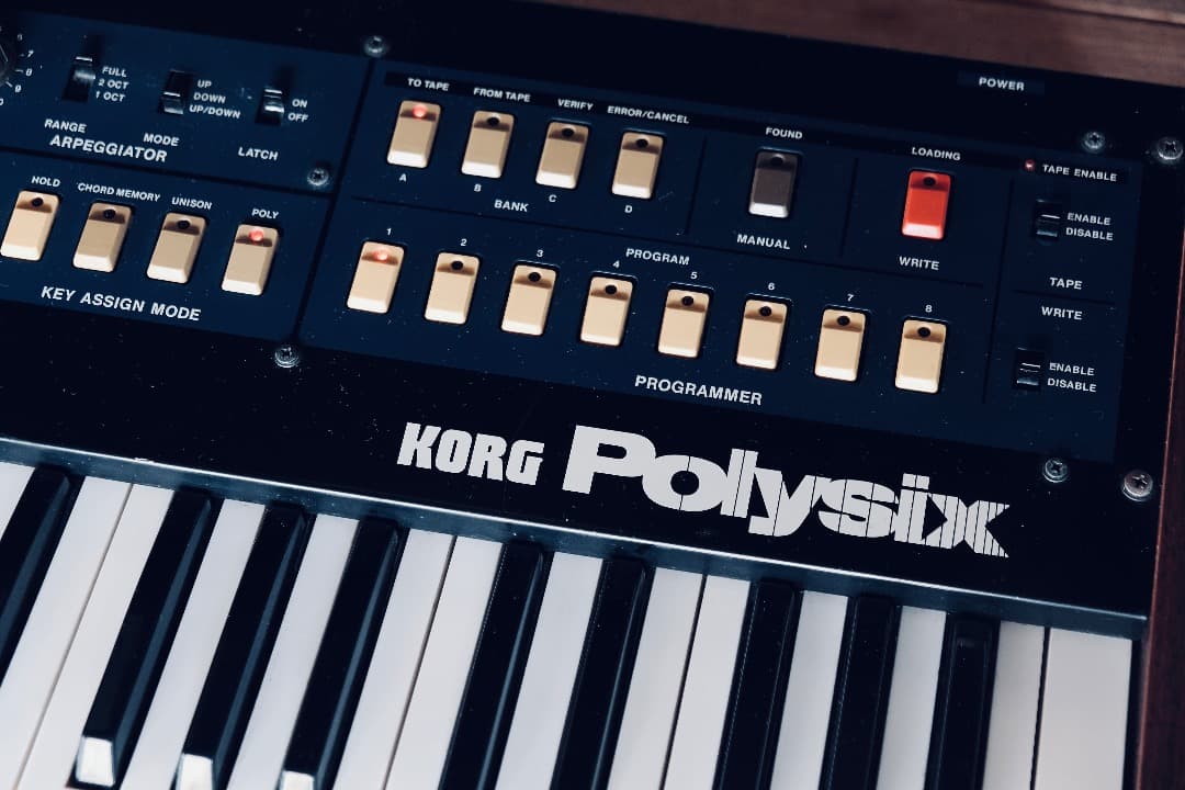 【値下げ】KORG Polysix アナログシンセサイザー