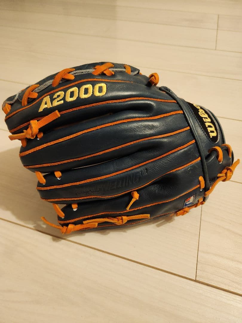 ほぼ新品　希少レア　Wilson A2000 硬式グローブ ネイビー/オレンジ