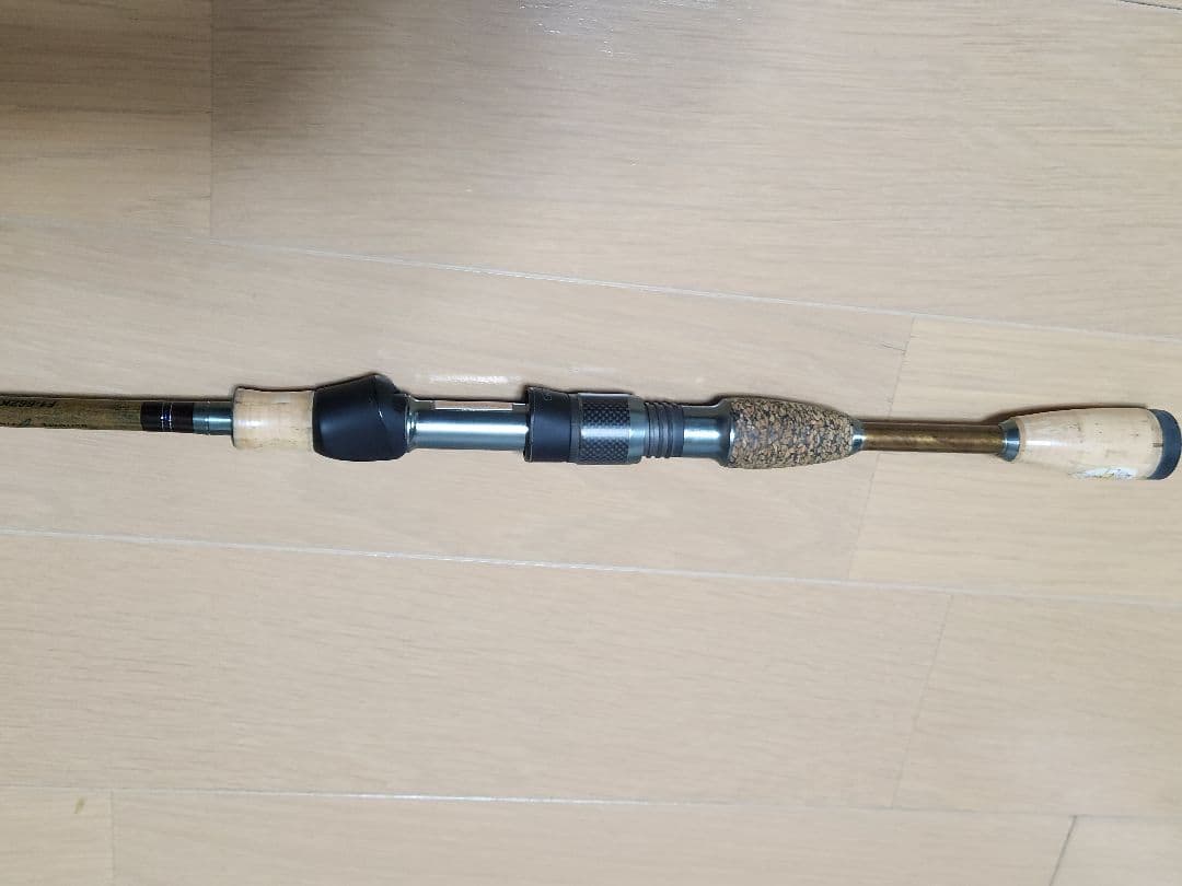 メガバス　霧雨リミテッド　Ｆ1-66ZKS　1ピース　ジャンク　折れ　シンク付