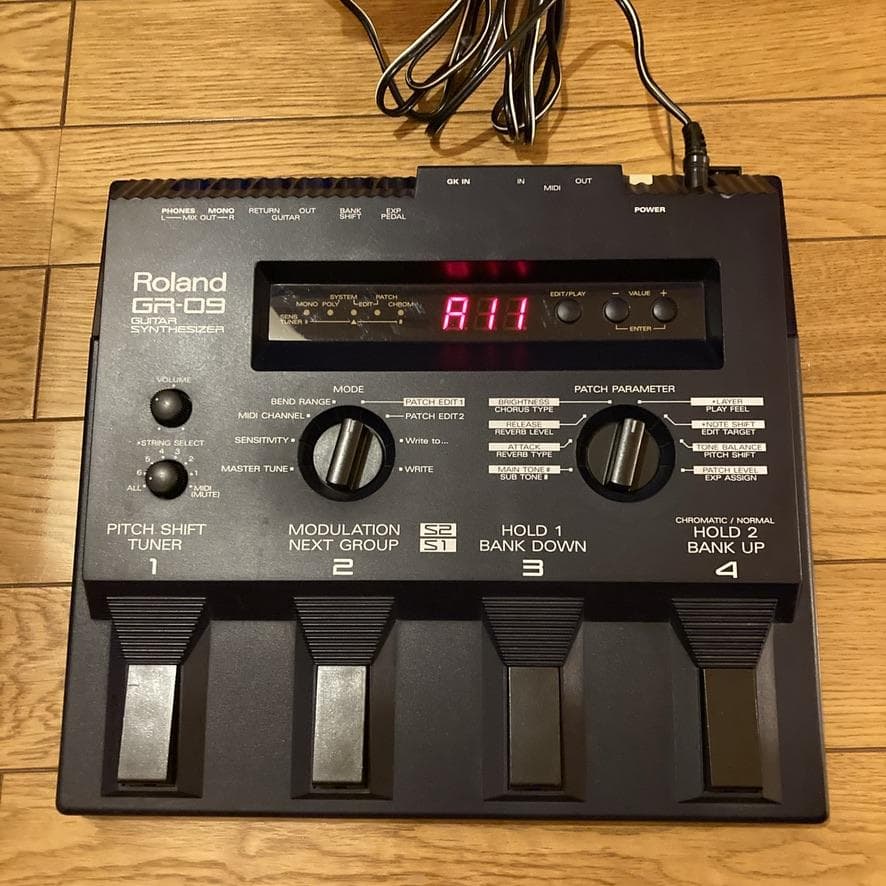 【通電品】Roland GR-09 ギターシンセサイザー ローランド