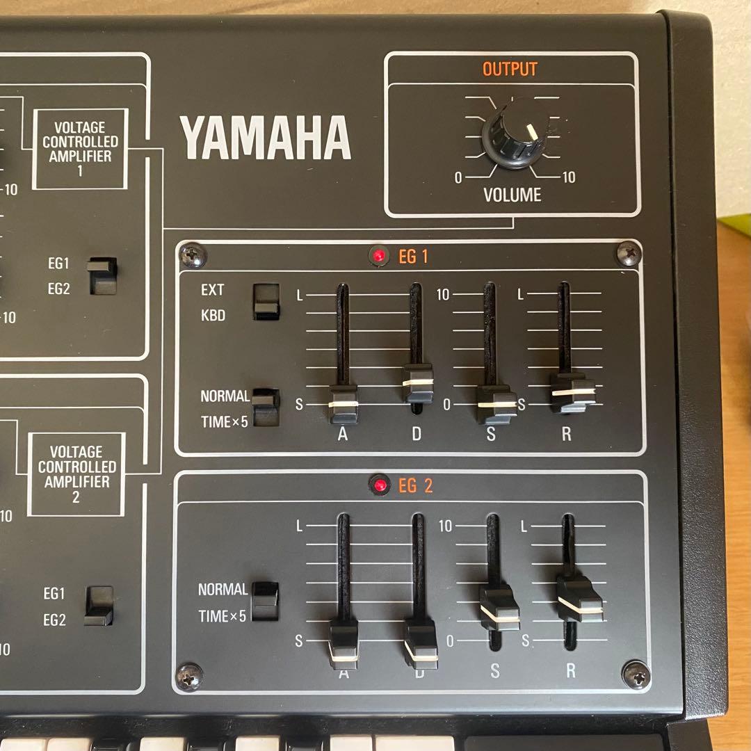 YAMAHA CS-15 シンセサイザー