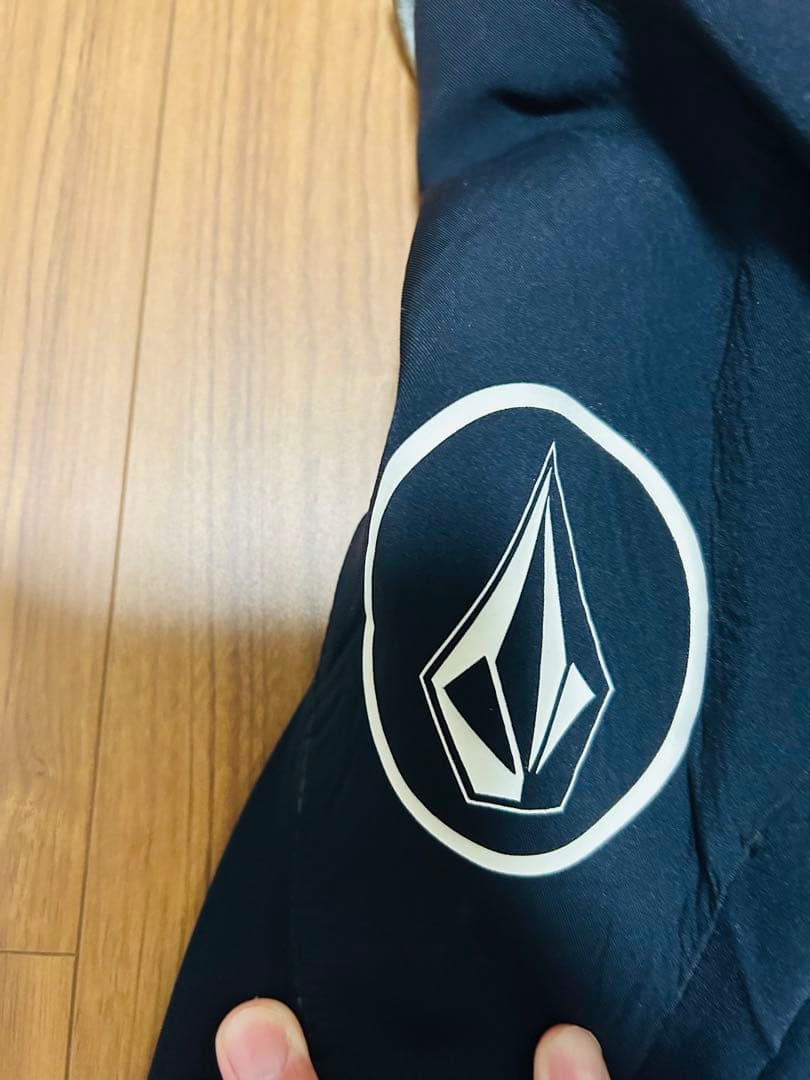 Volcom Lサイズ　ウェットスーツ