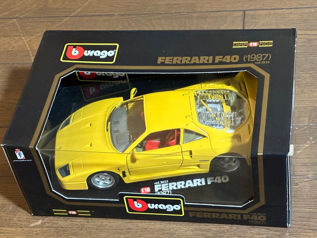 ブラーゴ　未開封　フェラーリジャロモデナスピリットferrari f40