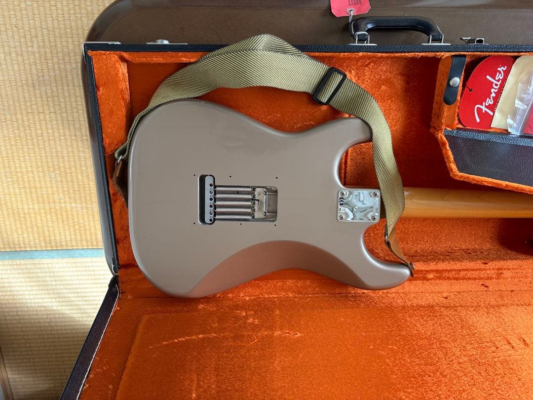 Fender American Vintage 1965 ストラトキャスター