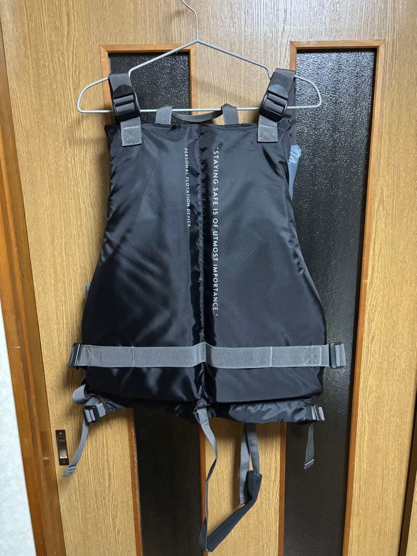 AQA PFD　ライフジャケット　ホワイトM　ブラックL　2個セット　新品未使用