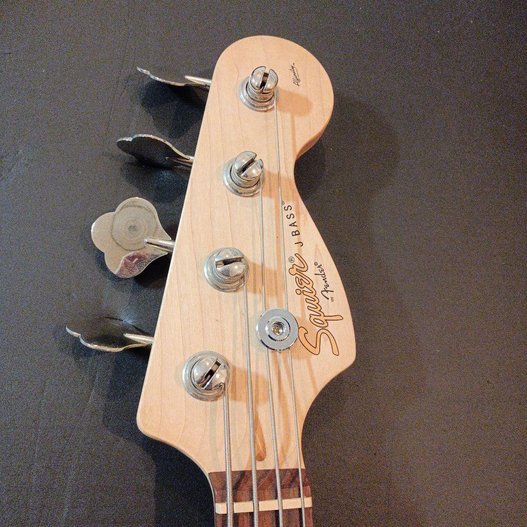 Squier J Bass サンバースト ベース Fender