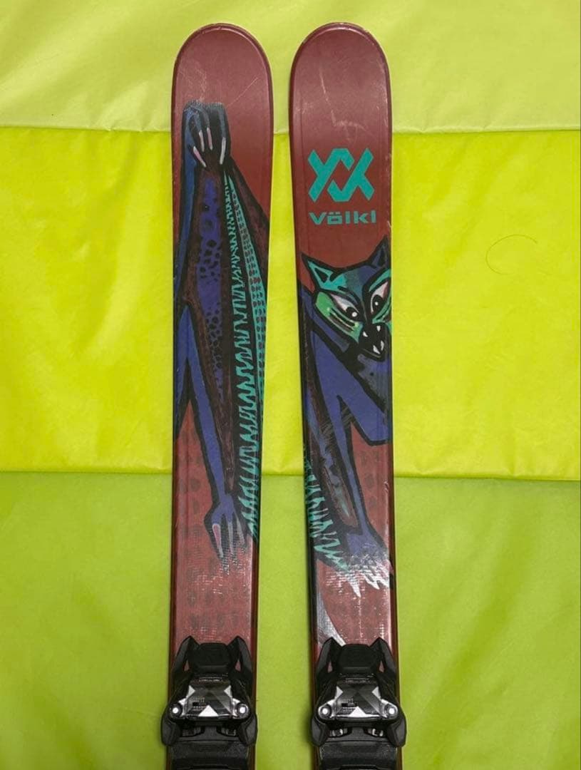 Völkl BASH 81 Skis with Bindings TwinTip