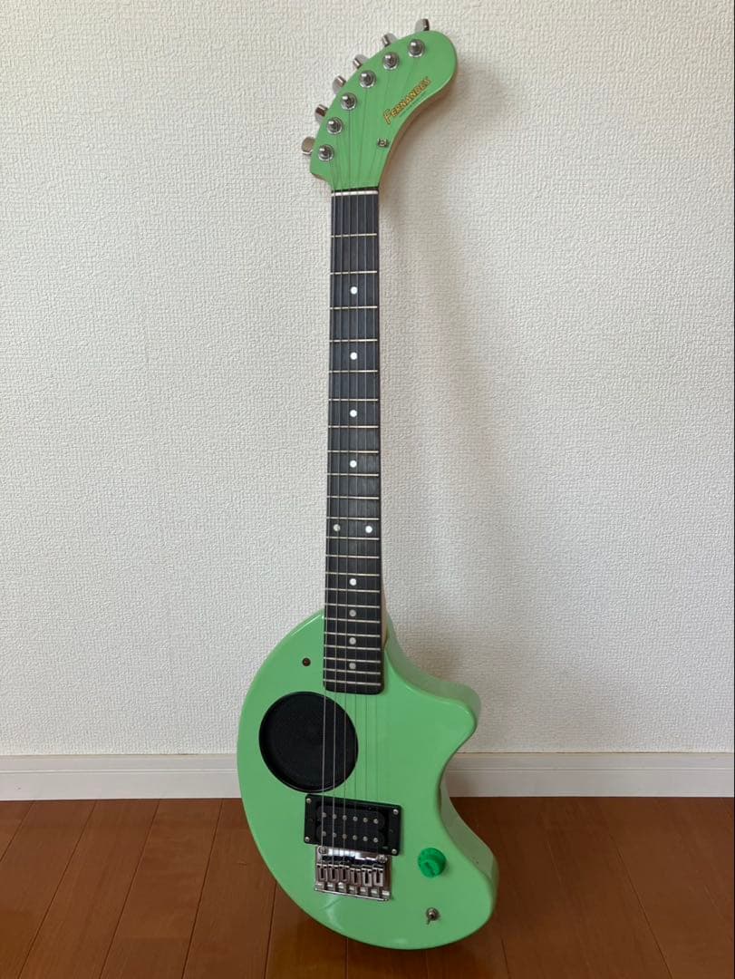 FERNANDES ZO-3 ミントグリーン 中古