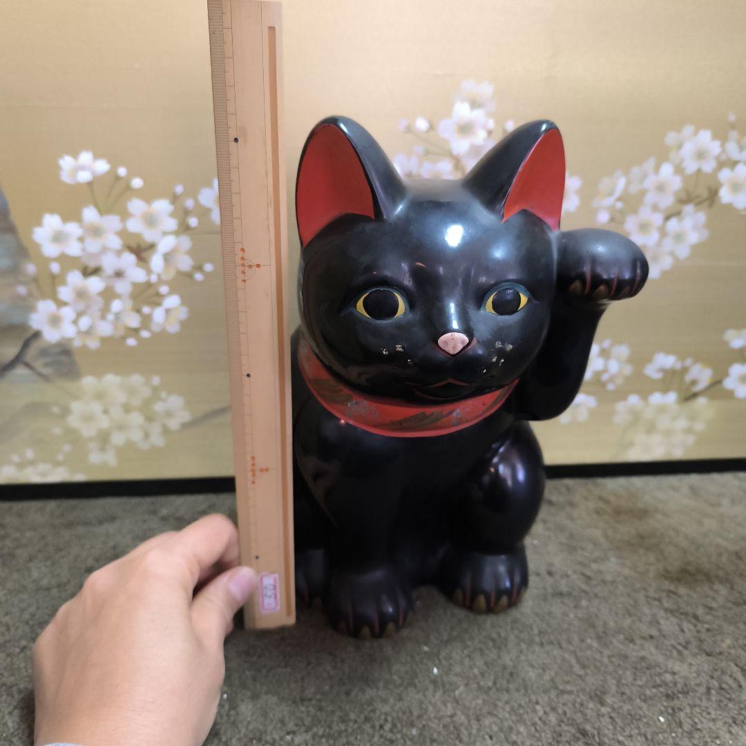 陶器製　可愛らしい黒い招き猫 レア