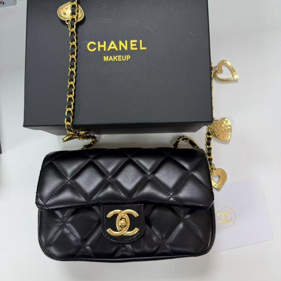 状態良好 ✨ cHaNeL✨ブラックレザーキルティングバッグ