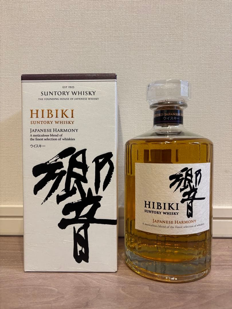 【新品・未開封】響 HIBIKI JAPANESE HARMONY 700ml