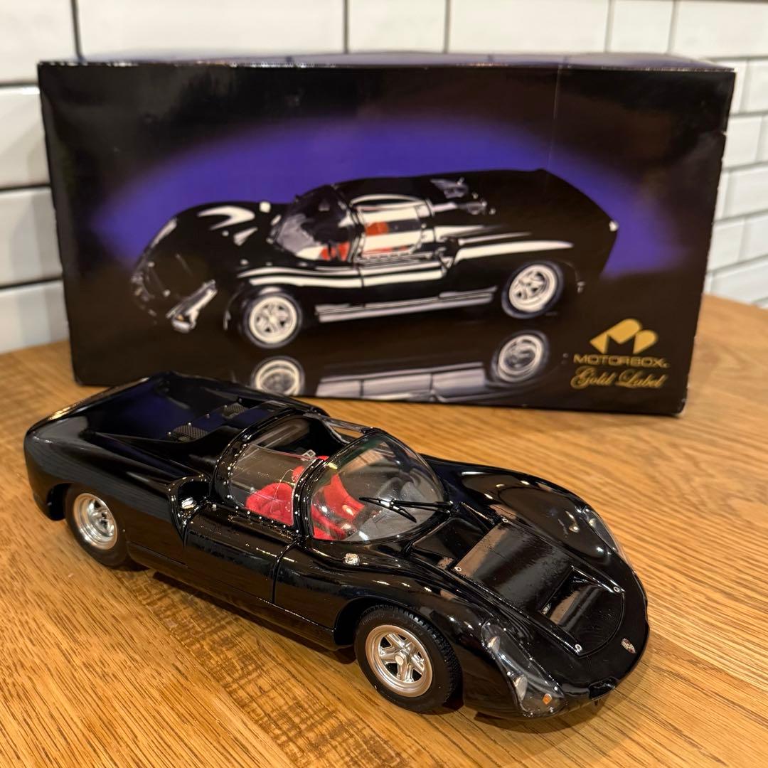 【超レア】EXOTO Porsche 910 Black 1/18