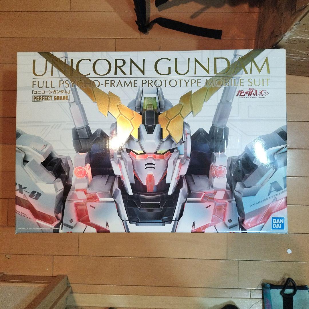 BANDAI SPIRITSPG 機動戦士ガンダムUC RX-0 色分け済み