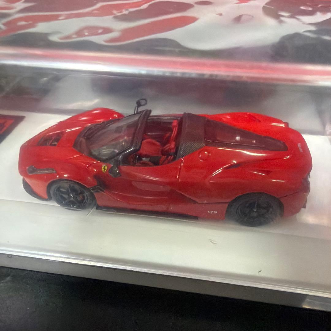 DMH LaFerrari Aperta 赤 限定版　1/64