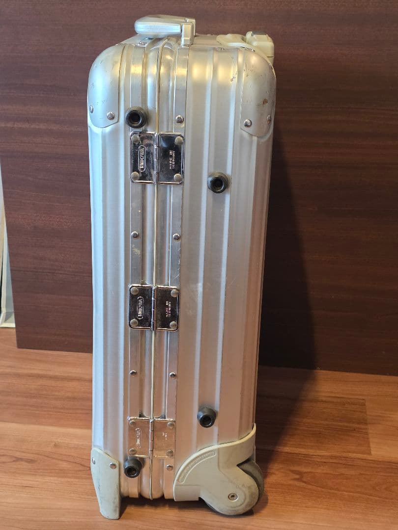 RIMOWA　TOPAS（リモワ トパーズ）　 92952 2輪