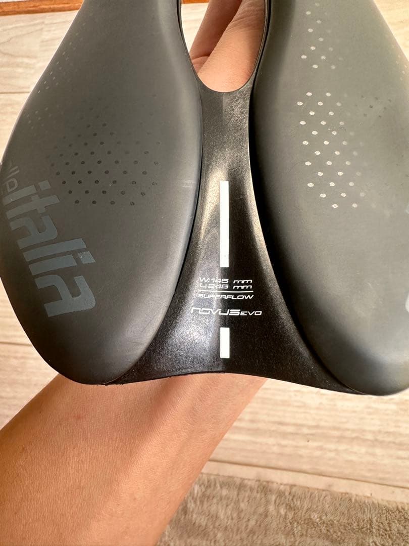 パーツ Selle Italia boost Novus Evo 145mm