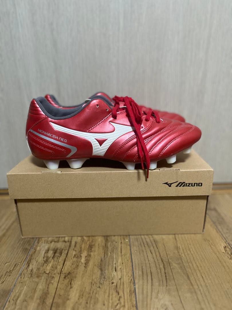 Mizuno Morelia Neo 3 レッド サッカーシューズ