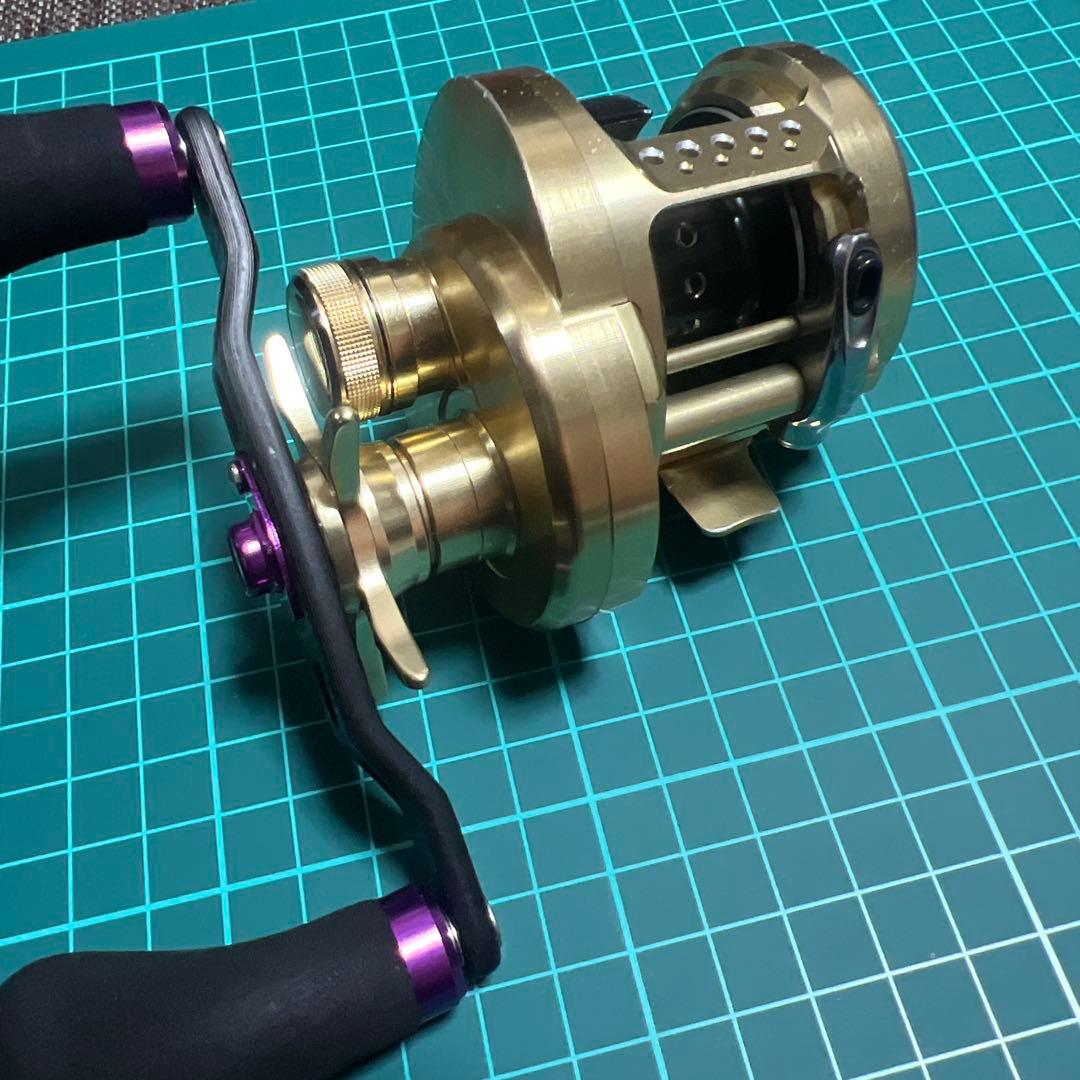リール Shimano 15 Calcutta Conquest 200HG