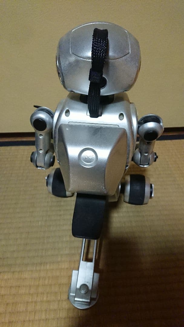 シルバー ロボット 可動式アーム