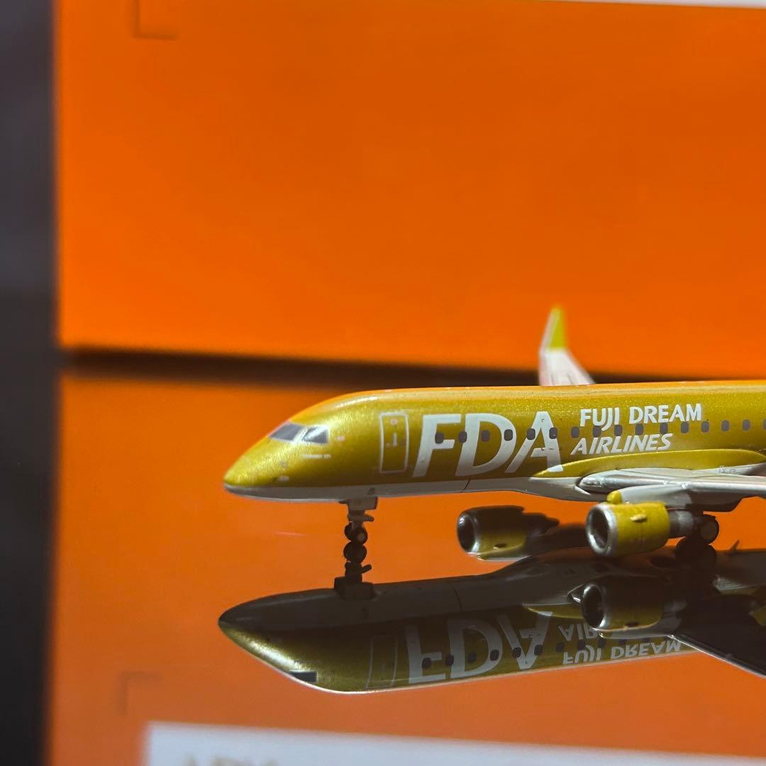 Jcwings FDA E175 JA09FJ ゴールド 1/400