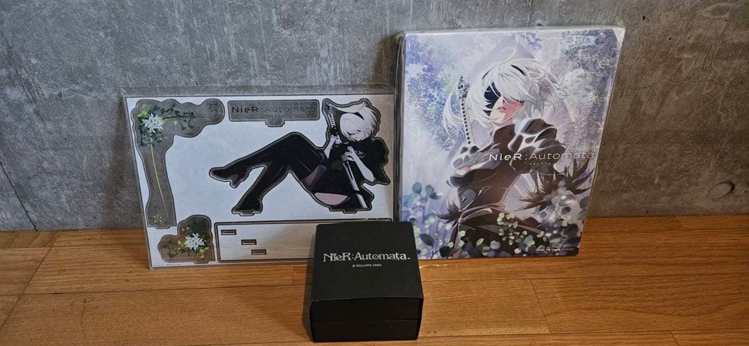 NieR: Automata 【レア】アートブックとフレーム付きアート3点セット