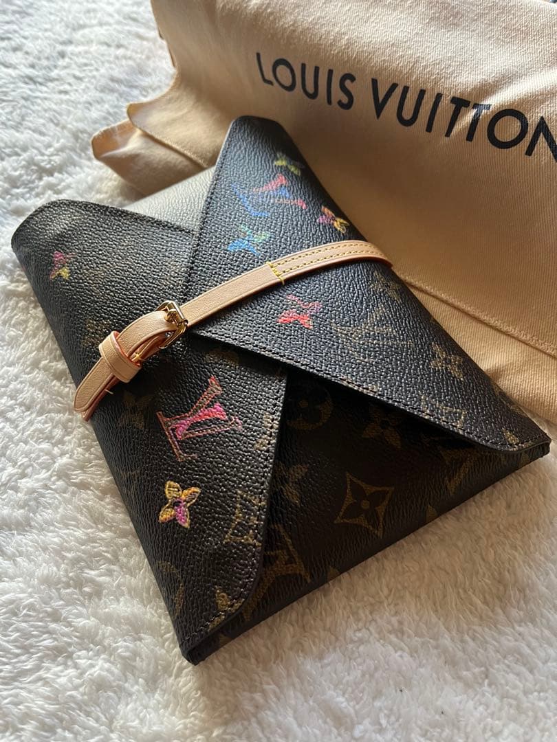⭐︎未使用⭐︎Louis Vuitton ルイヴィトン 12エテュイ 色鉛筆