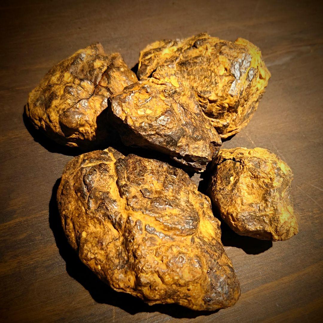 隕石　1070.4g 　鑑賞用　コレクション等に　パワーストーン？