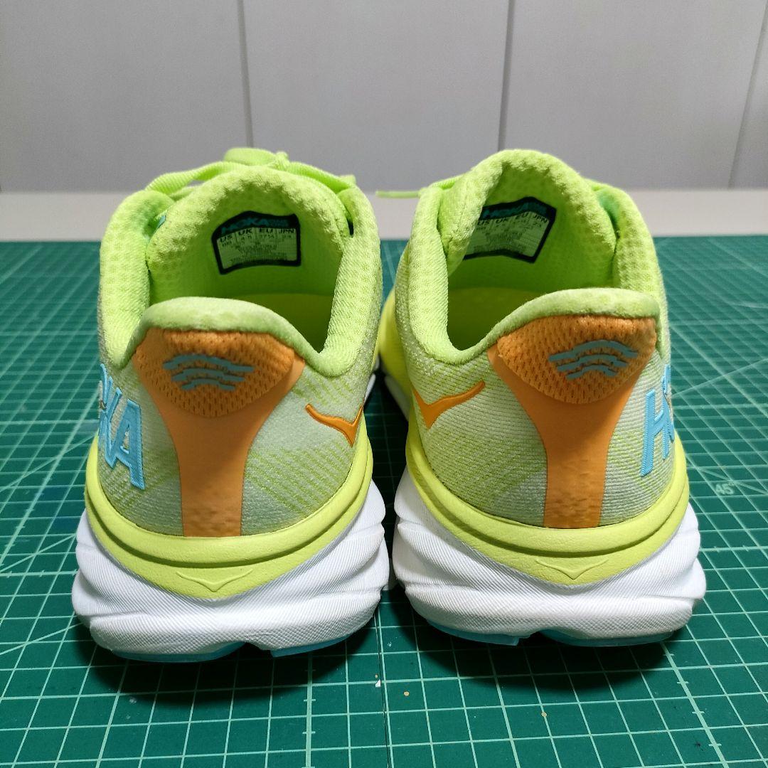 ホカオネオネ HOKA CLIFTON9 ランニングシューズ 23cm