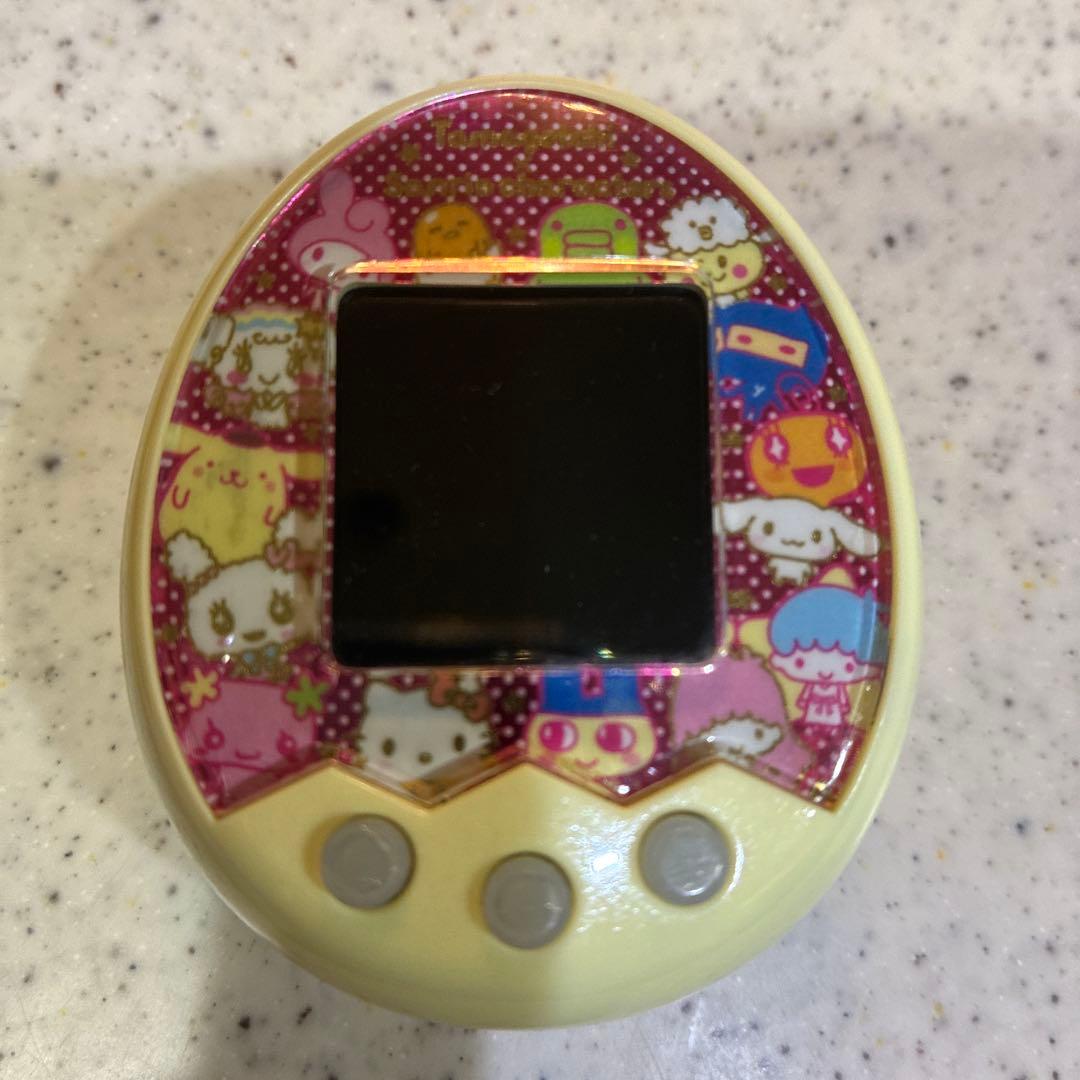 Tamagotchi m!x サンリオキャラクターズ m!x ver.