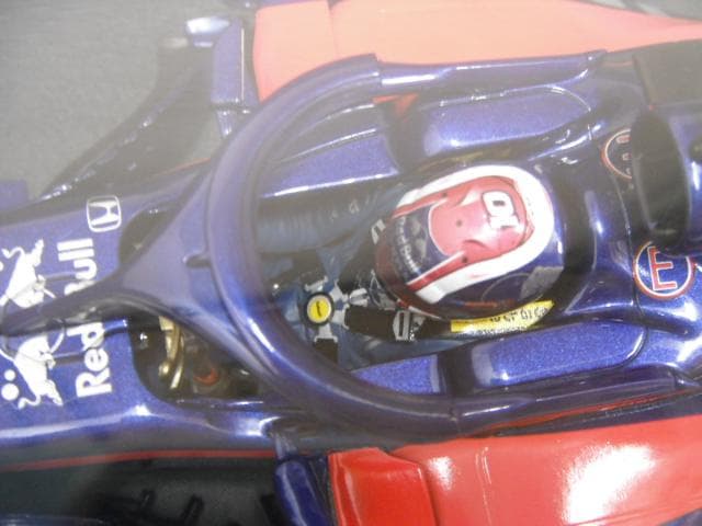 ミニカー MINICHAMPS HONDA STR13 TORO ROSSO 1/18