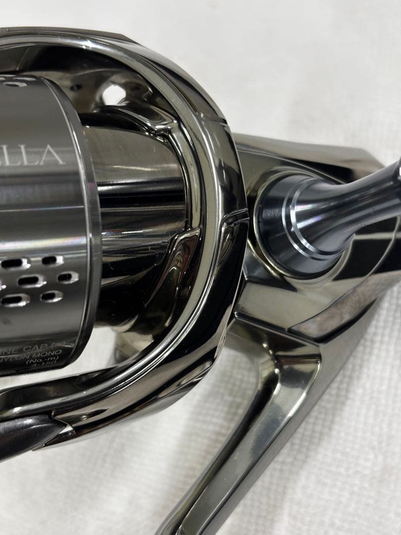 【極美品】シマノ 18ステラ 4000XG 夢屋ハンドルノブ・リールスタンド付