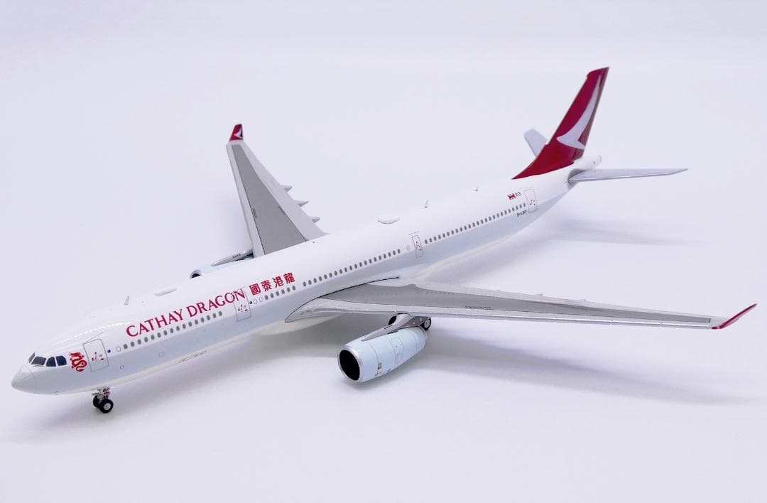 キャセイドラゴン航空 A330-300 B-LBF 1/400
