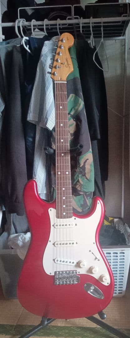 マーメイド Squier　Stratocaster　スクワイヤー