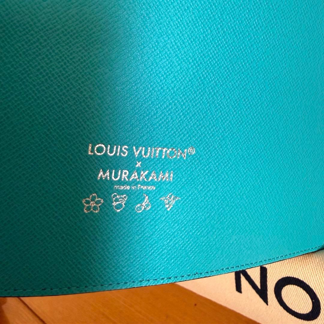 新品未使用♪日本限定IVx TMバインダー・スーパーフラット　GI1569