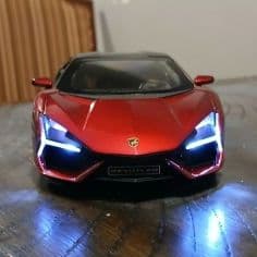 Lamborghini Reuvelto ミニカー 1/24 レッド