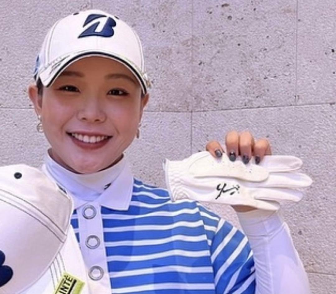 【本人提供】吉田優利 直筆サイン入りグローブ　JLPGA 女子ゴルフ