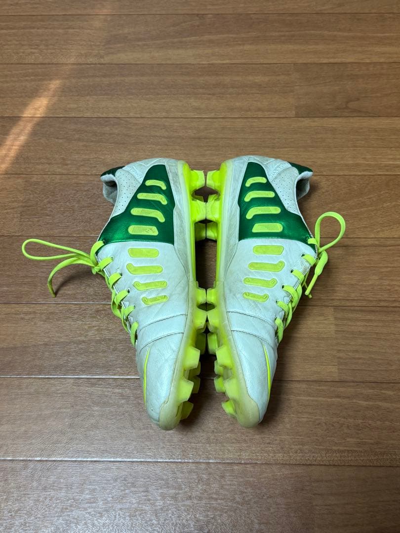 【中古品】NIKE CTR360マエストリ 2 HG 27.5