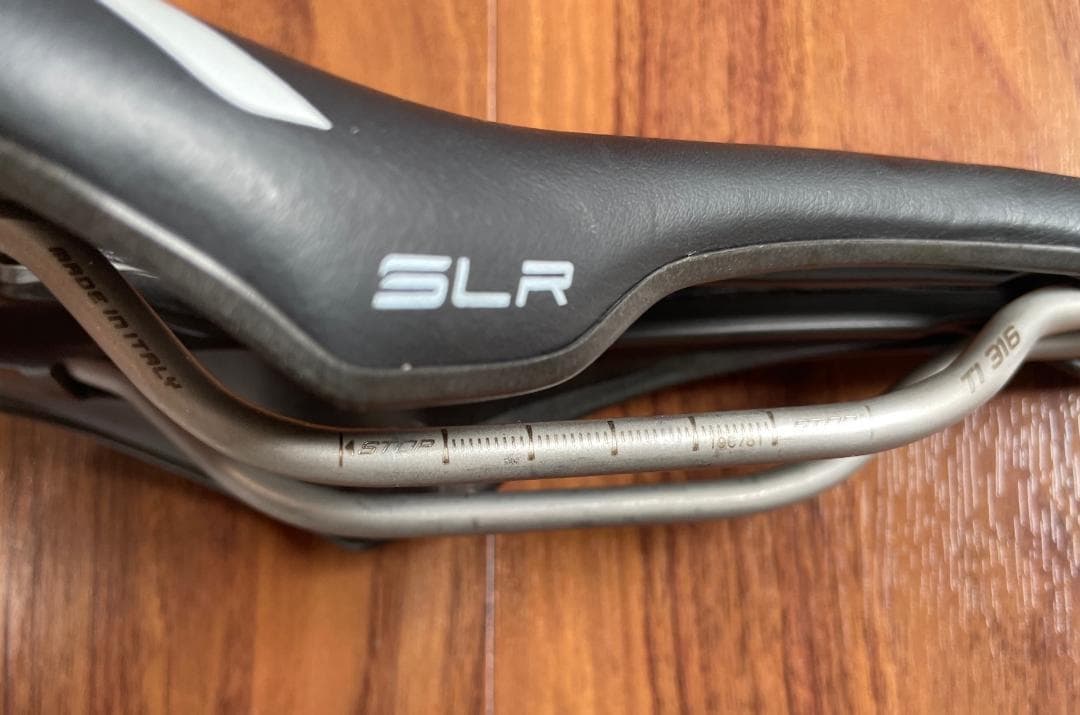 パーツ Selle Italia SLR BOOST LADY L3