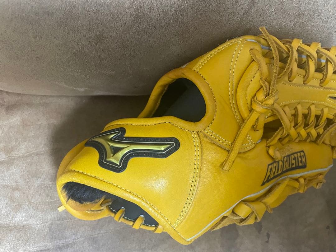 Mizuno Field Guster 軟式グローブ イエロー