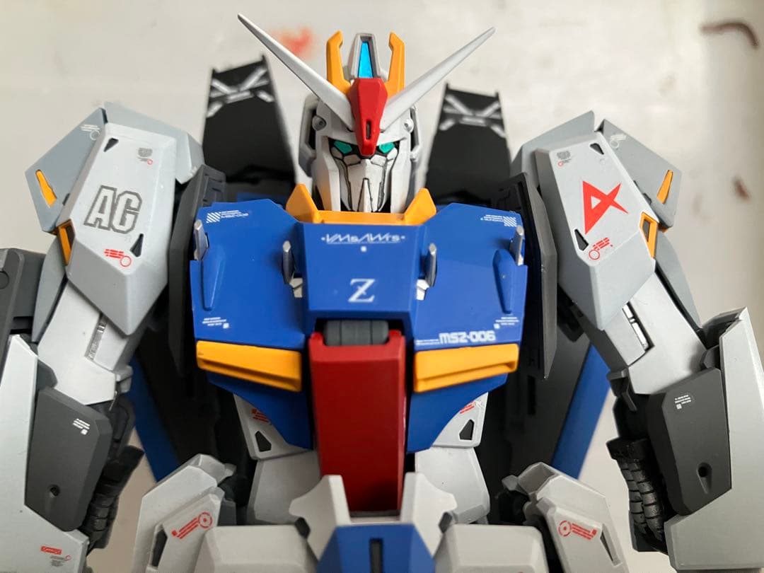 週末限定価格　MG Zガンダムver.Ｋ　アムロ専用機　完成品